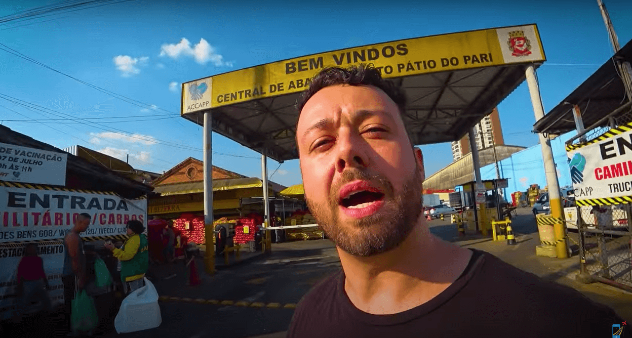 Quer comprar coco verde, fresquinho? Vem pro Largo do Pari - Tiago Lopes